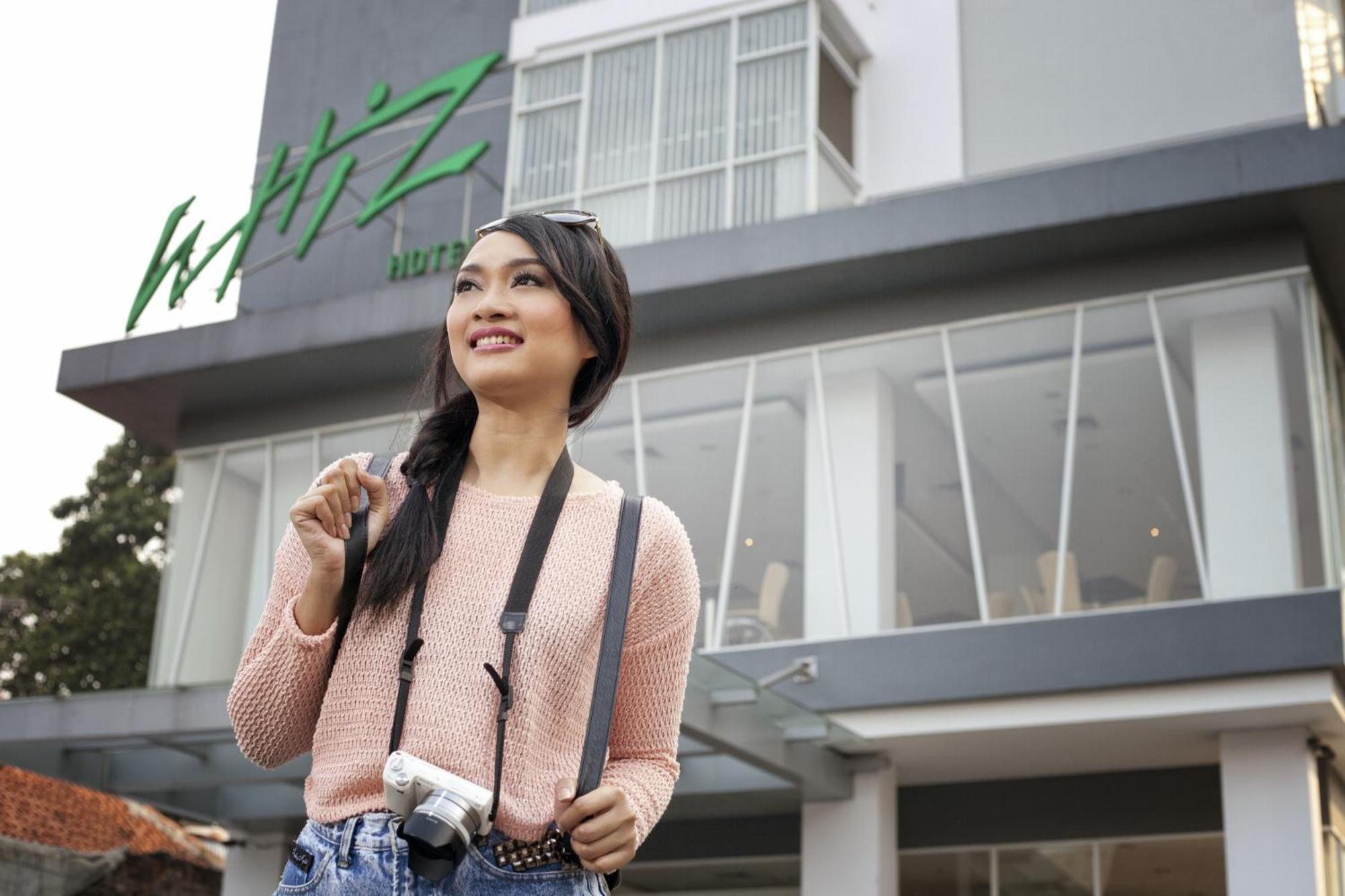 WHIZ HOTEL CIKINI JAKARTA